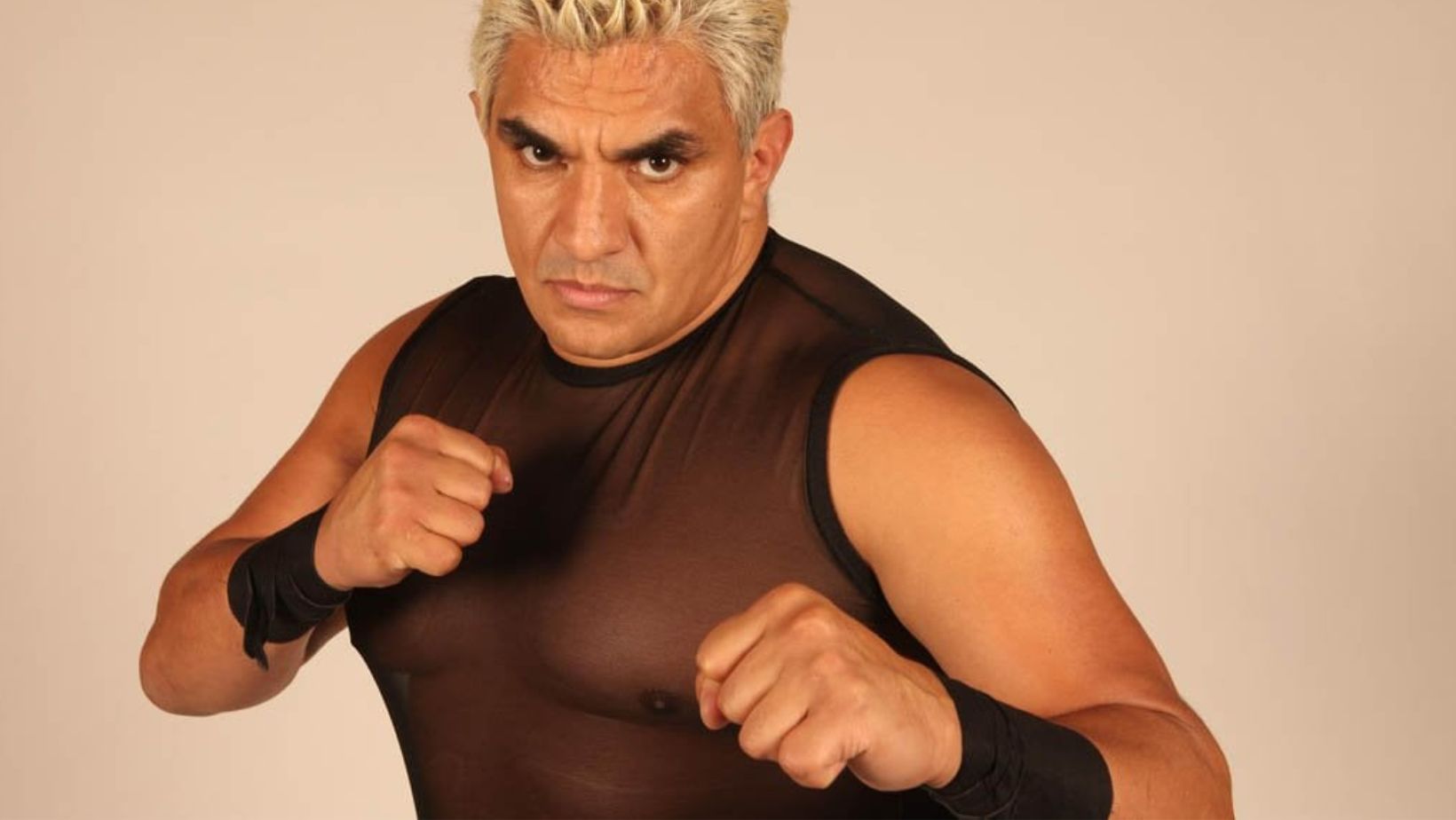 SHOCKER DICE ADIÓS A LOS ENCORDADOS | Titansports