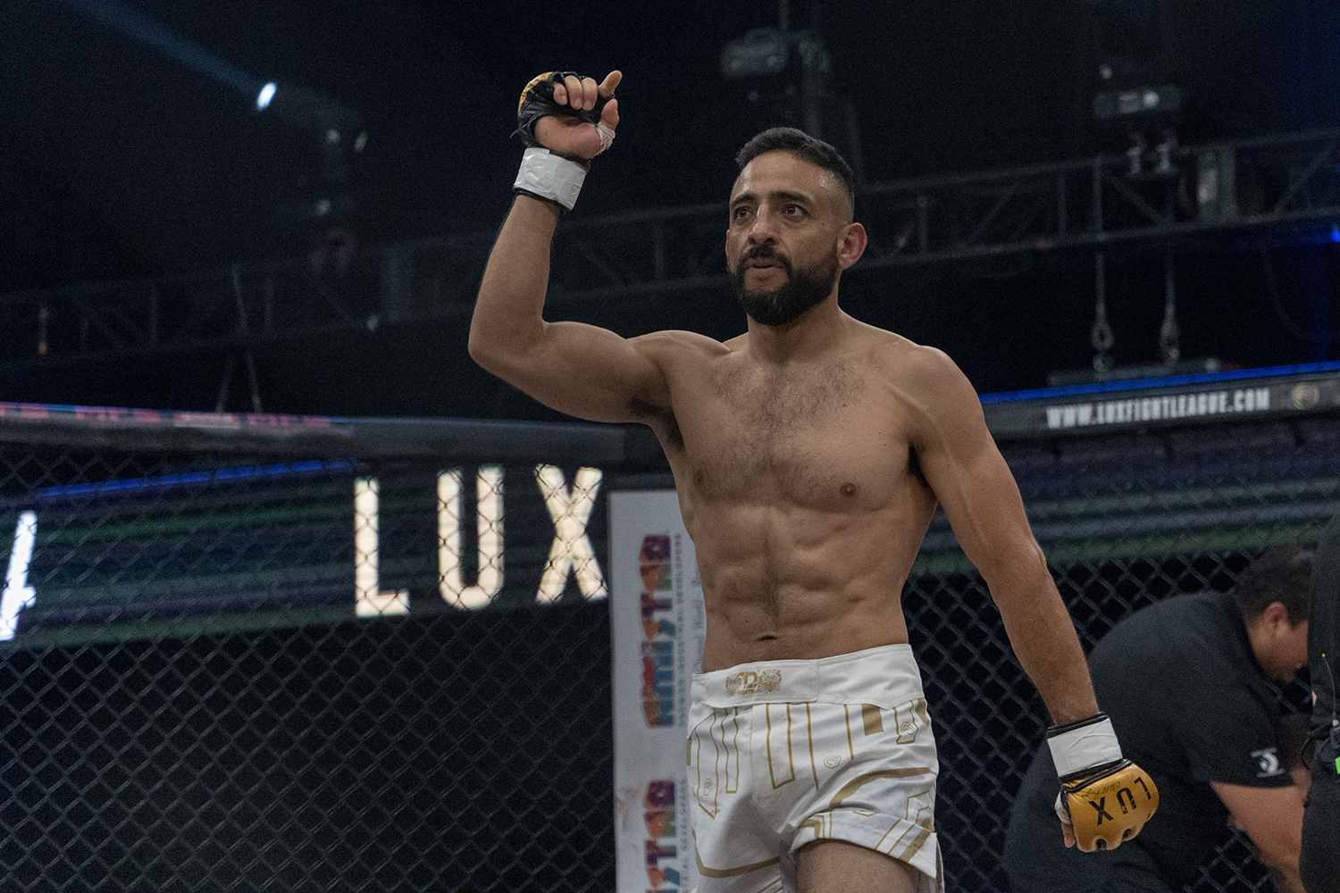 JOSÉ ROURA Y FRANCESCO ENCABEZAN CARTELERA ESTELAR DE LUX 033 | Titansports