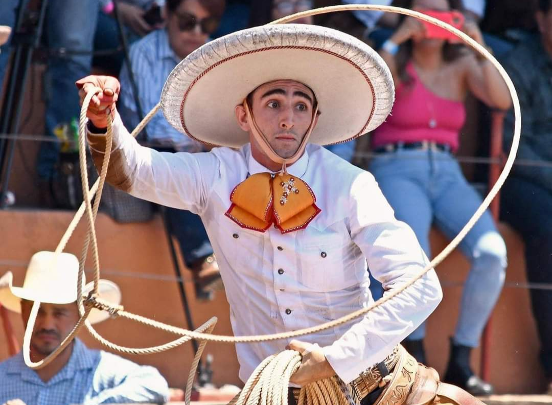 ANDRÉS ACEVES ACEVES "CHIRINGAS" IMPONE RÉCORD | Titansports